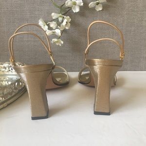 Stuart Weitzman | Shoes | Stuart Weitzman Gold Sandal | Poshmark